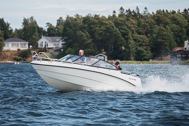 AMT 190 BR - BOW RIDER - BOAT MODELS - AMT Boats