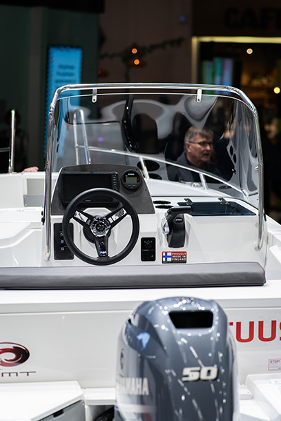 AMT 150 R 2025 NEW! - CONSOLE - BOAT MODELS - AMT Boats