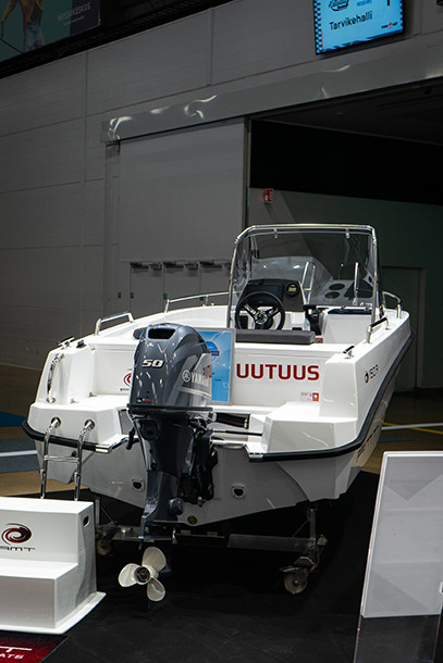 AMT 150 R 2025 NEW! - CONSOLE - BOAT MODELS - AMT Boats