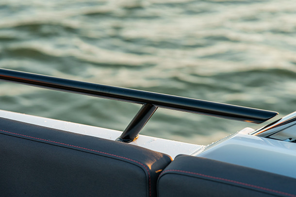 AMT 240 DC - DAYCRUISER - BOAT MODELS - AMT Boats