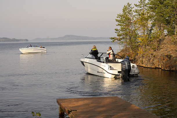 AMT 210 DC - DAYCRUISER - BOAT MODELS - AMT Boats